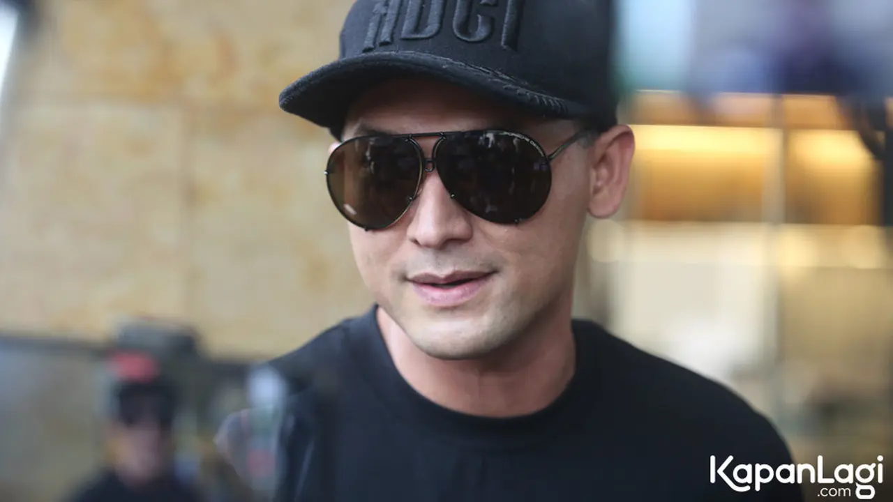 6 Potret Penampilan Baru Indra Bruggman Pasca Operasi Plastik di Korea Selatan, Perbaiki Bagian ...