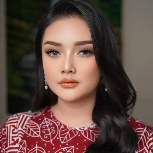 6 Potret Suci Winata Istri Keempat Ari Sigit, 21 Tahun Lebih Muda dari ...