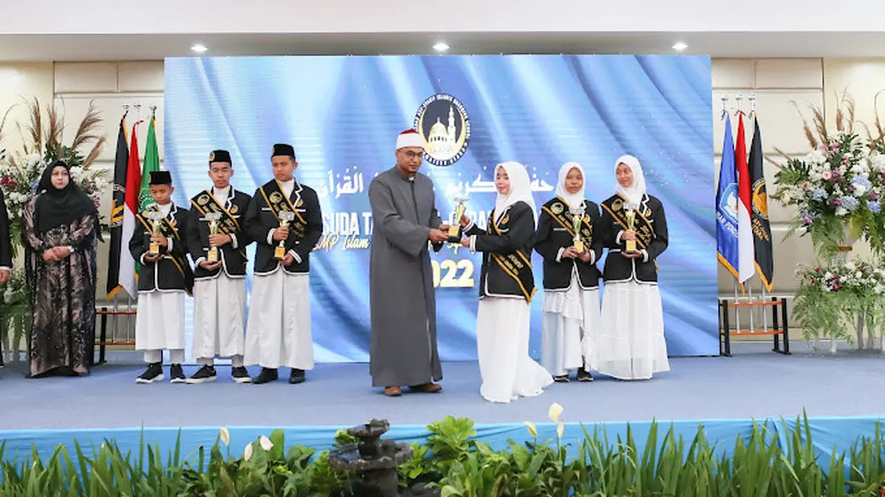 Profil Al-Azhar Asy-Syarif Sumatera Utara, Lengkap Jenjang Pendidikan dan Fasilitasnya - Hot ...