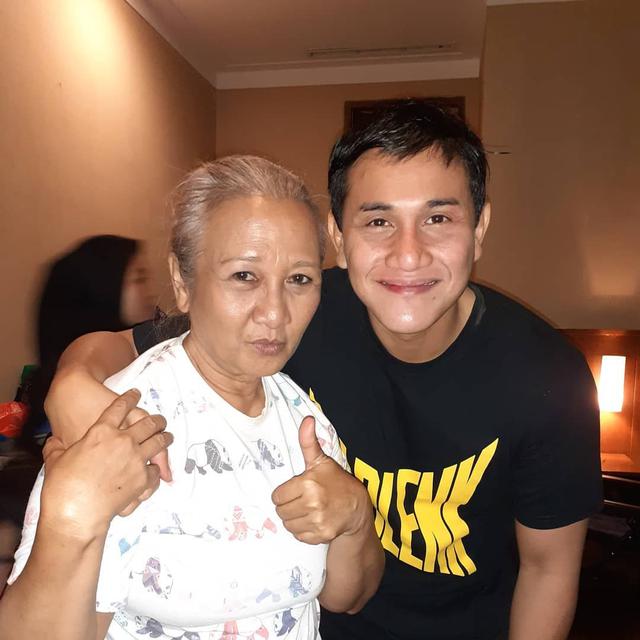 Masih Eksis, Ini 6 Kebersamaan Yati Surachman Bareng Artis Muda Tanah Air - Hot Liputan6.com