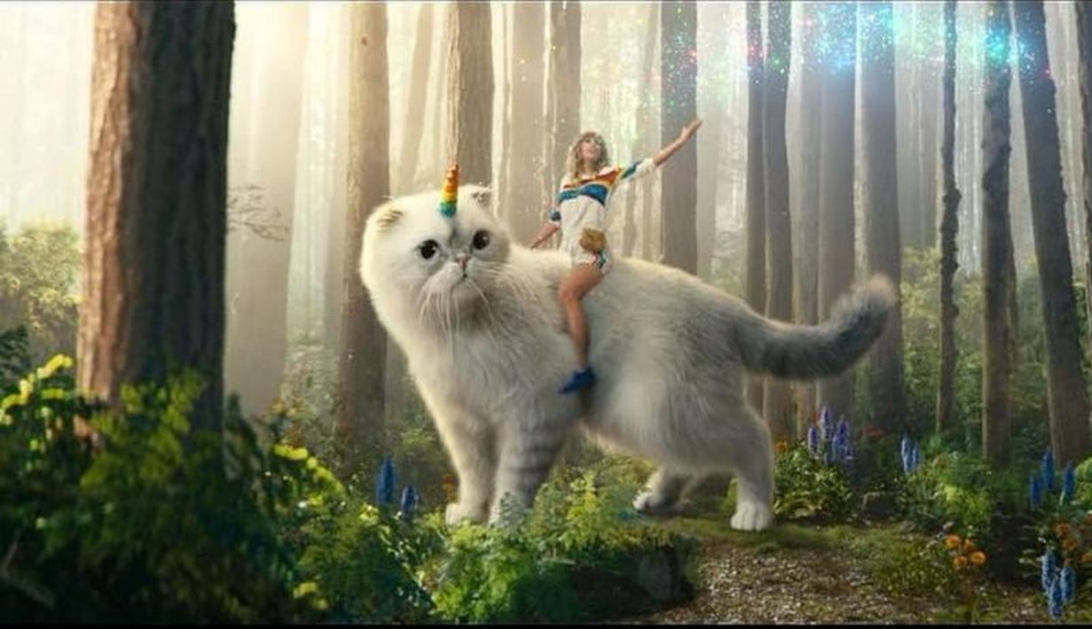 Ketika Kucing Taylor Swift Jadi Cameo di Deadpool 2 - Photo Fimela.com