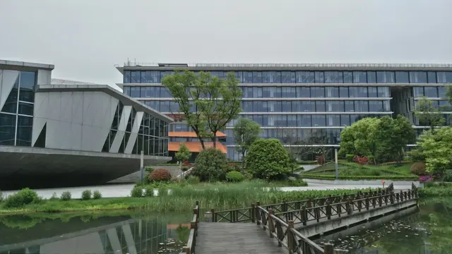 Menengok Kantor Pusat Alibaba di Hangzhou, Megah dan Modern yang ...