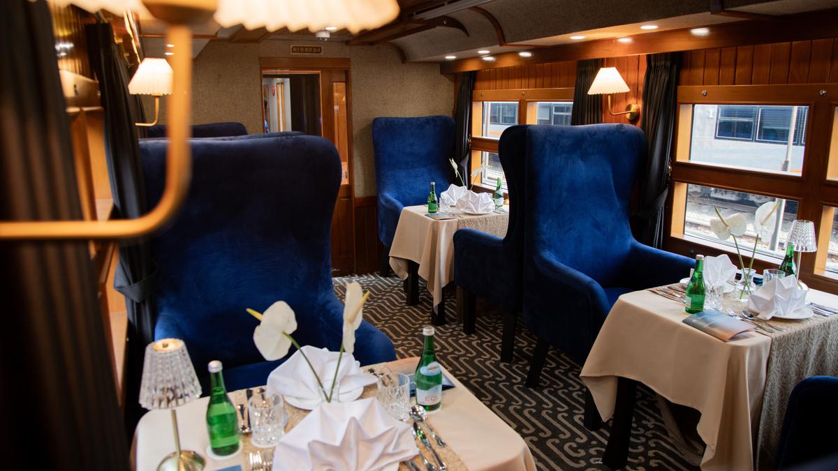 Pengalaman Fine Dining Perdana di Kereta Api dengan Tema Nusantara