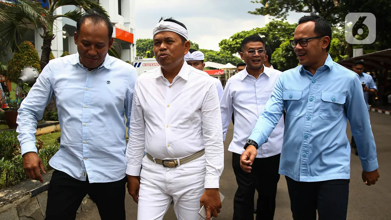 Rekam Jejak Dedi Mulyadi, Gubernur Jawa Barat yang Copot Kepala SMAN 6 Depok Usai Dilantik ...