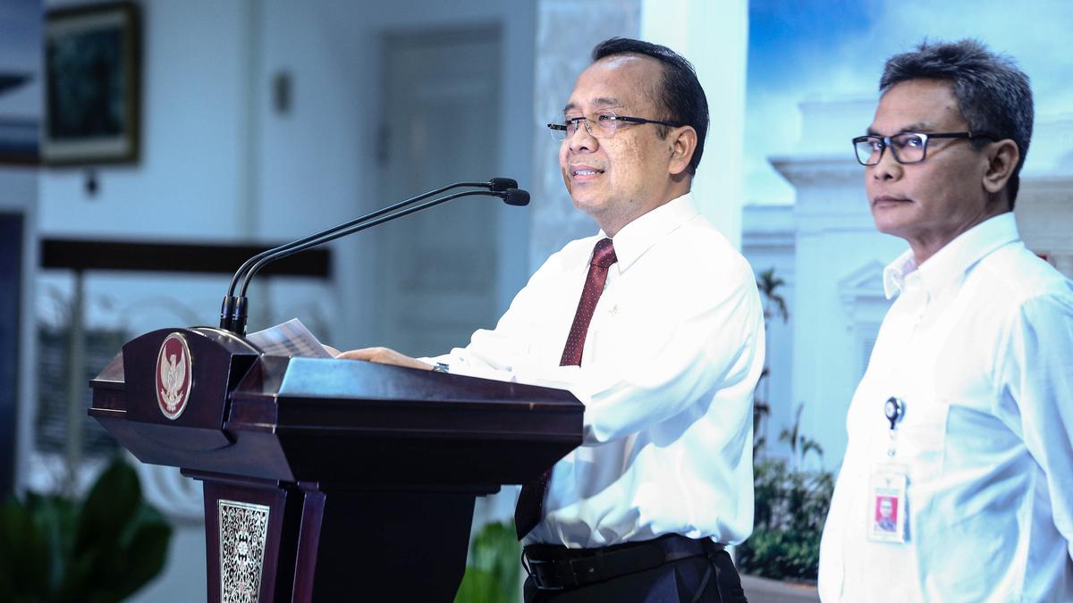 Top 3: Jokowi Berhentikan Arcandra Tahar dari Menteri ESDM - Bisnis ...