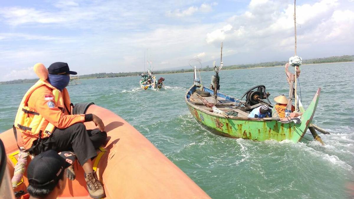 Mesin Mati Nelayan 3 Hari Terombang Ambing Arus Laut Regional