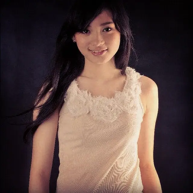 Hijrah dan Berhijab Usai Menikah, Ini 6 Transformasi Inara Istri ...