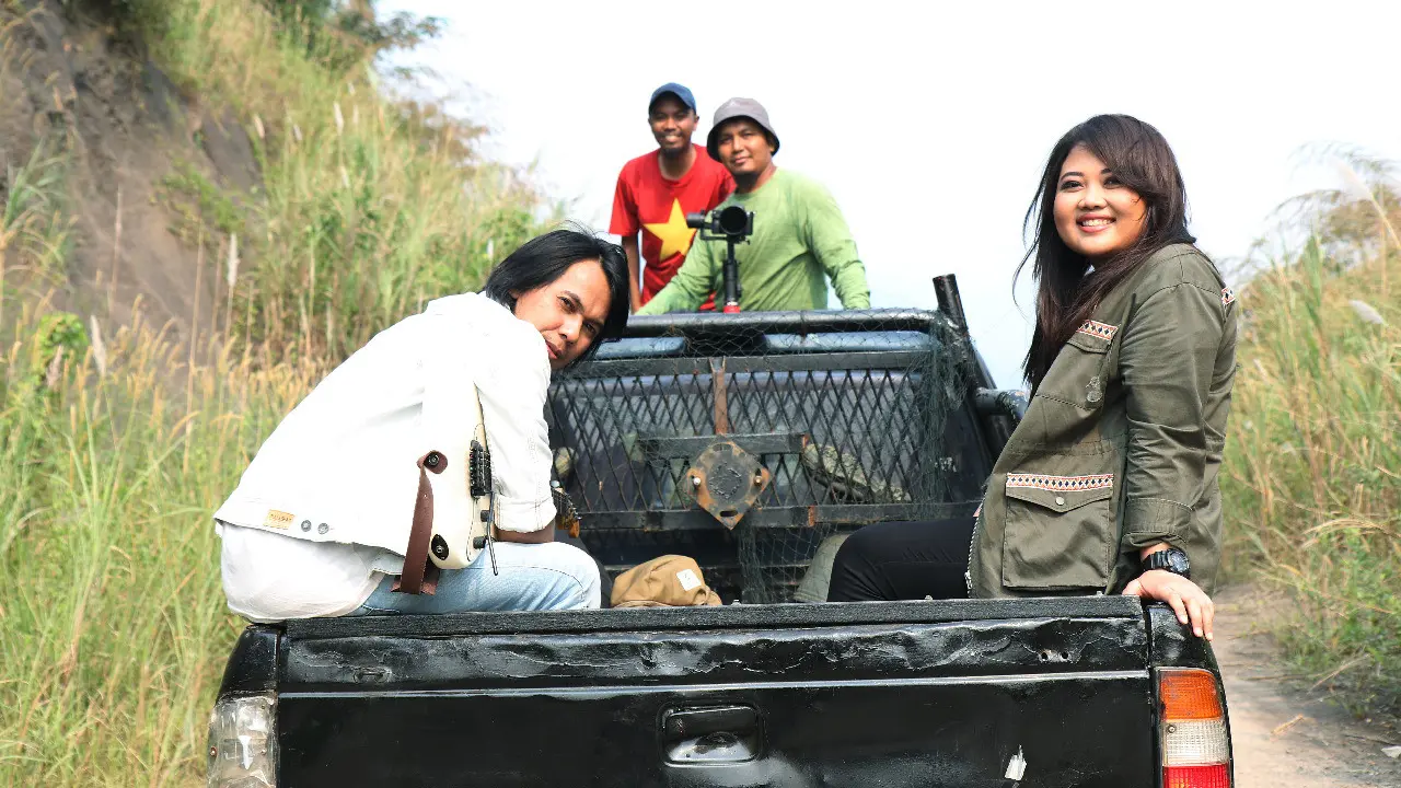 Duet Maut Didit Saad dan Riani Sovana dalam Album Antagonis - ShowBiz ...