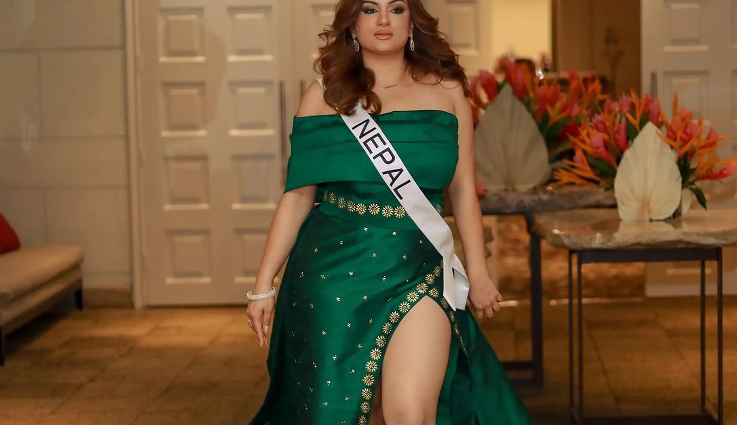 6 Potret Miss Nepal 2023 Jane Dipika Garrett, Kontestan Plus Size ...