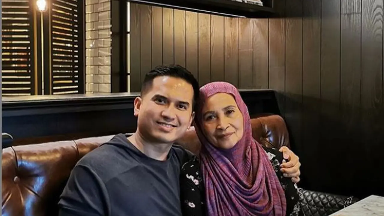 Luna Maya Dapat Pesan Khusus dari Ibunda Faisal Nasimuddin - ShowBiz Liputan6.com