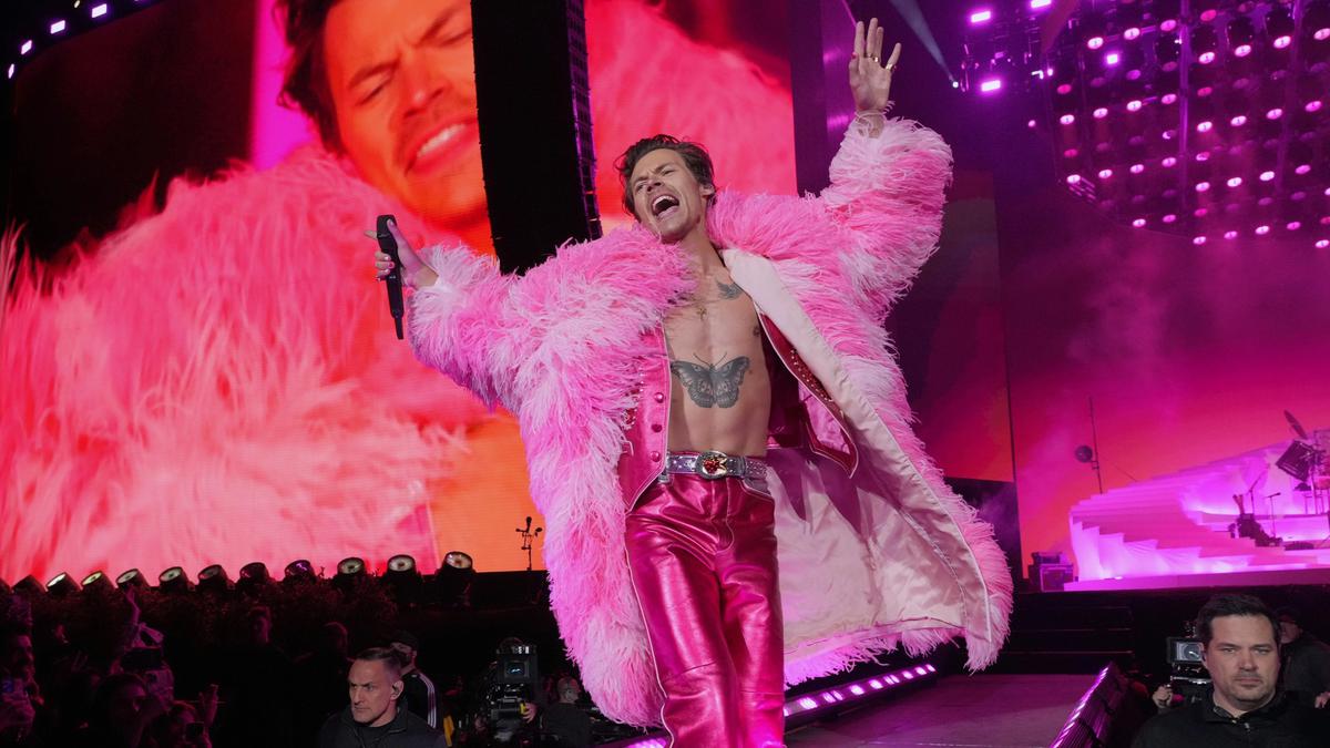 Harry Styles Hints at a Big Comeback This Year? Here Are the Full Details