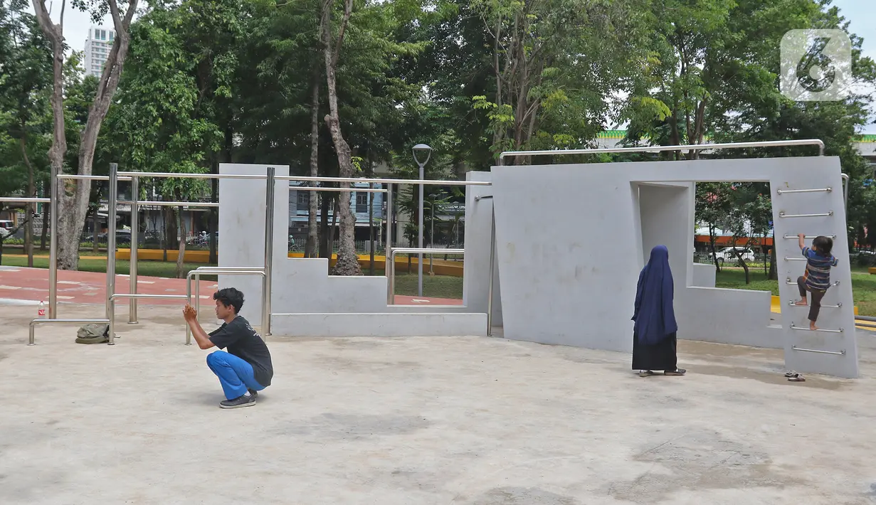 FOTO: Menjajal Fasilitas Bermain dan Olahraga di Taman Puring - Foto ...