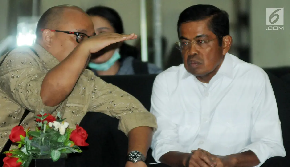 FOTO: Ekspresi Mensos Idrus Marham Usai Jalani Pemeriksaan di KPK ...