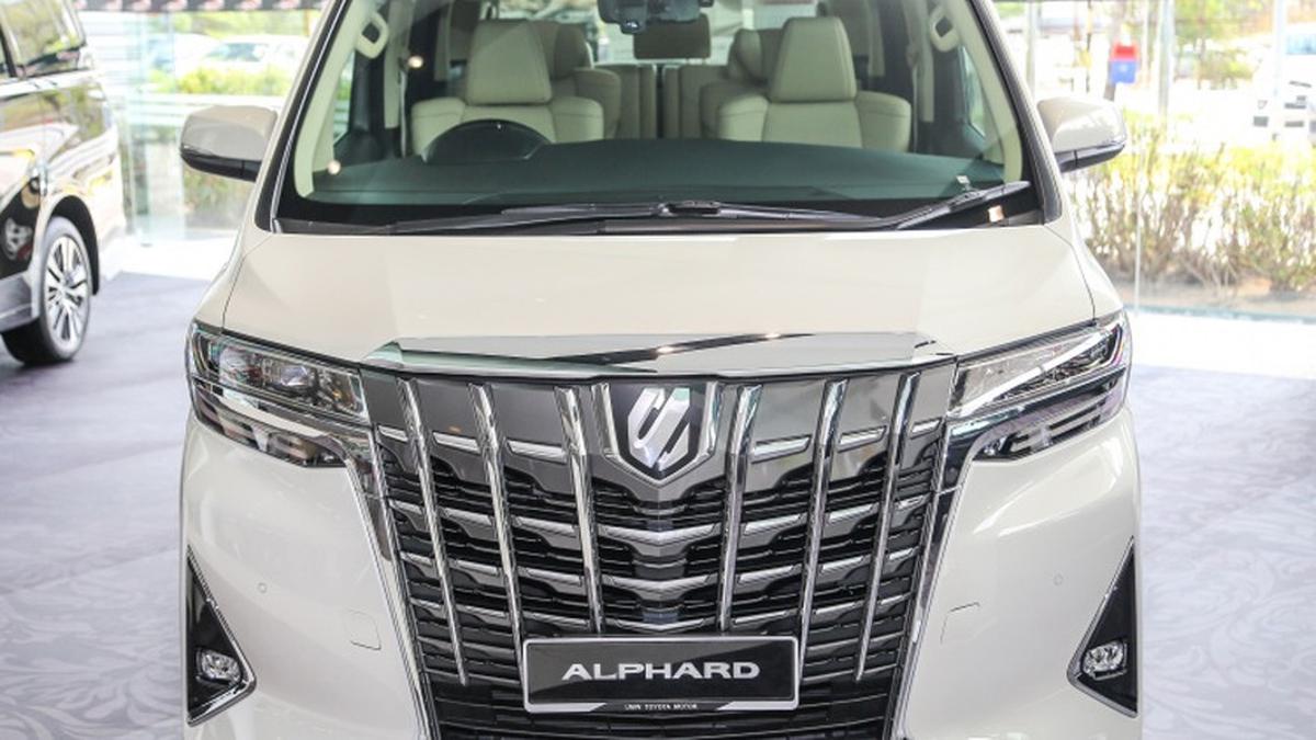 Lexus Sebar Teaser Mobil Baru, MPV Super Mewah Berbasis Toyota Alphard ...