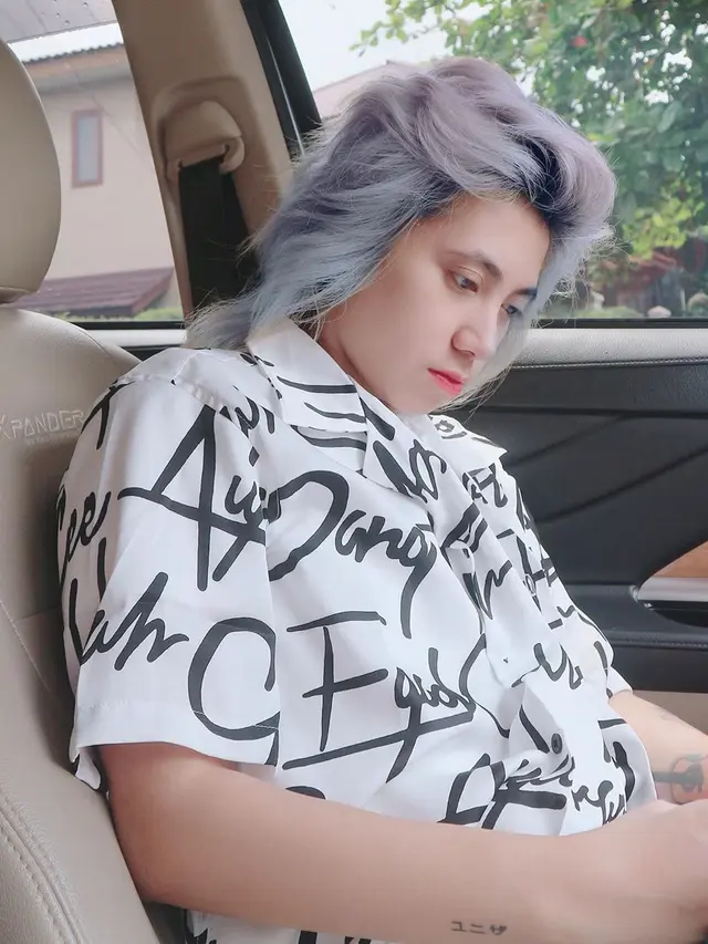 6 Potret Dera Idol dengan Berbagai Warna Rambut, Tampil Makin Tomboi ...