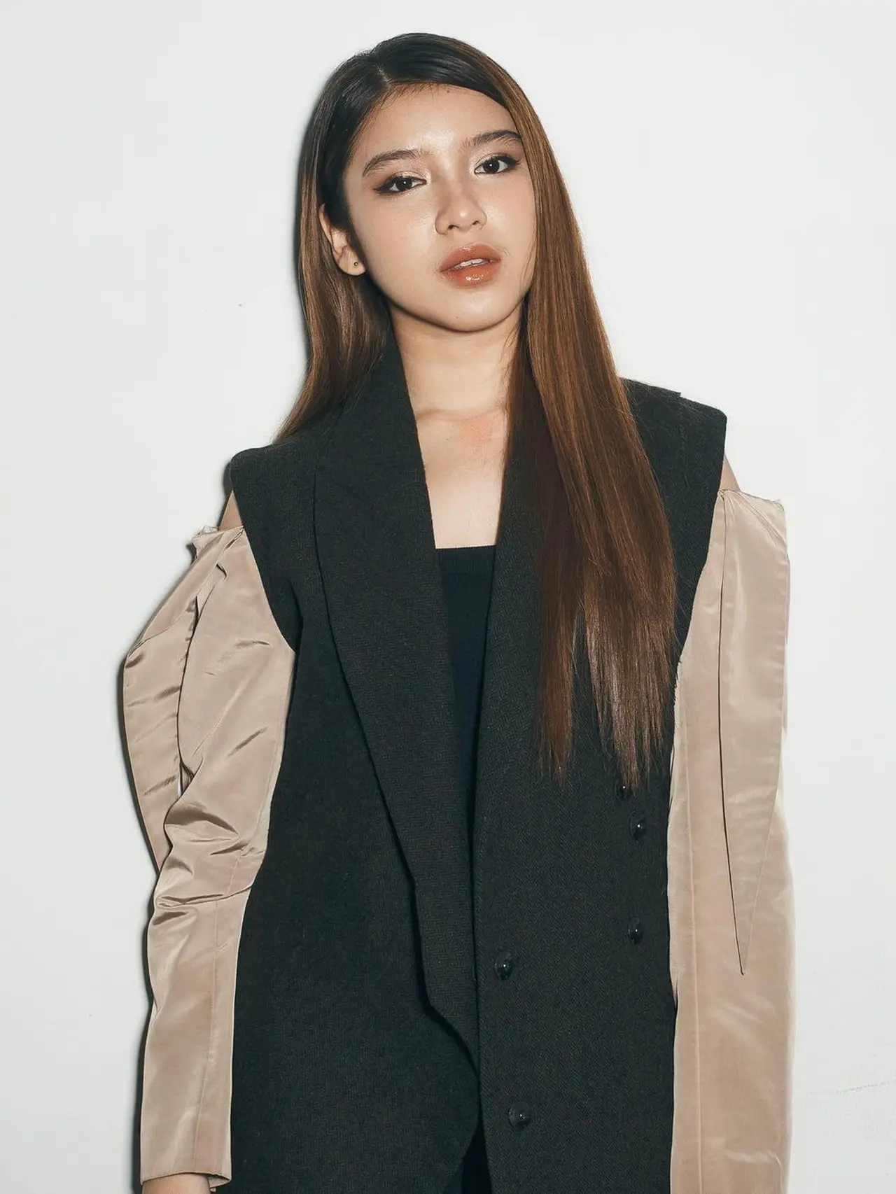 Tiara Andini Menemani Lyodra dan Riza Syah Pacaran, Sikapnya Bikin ...