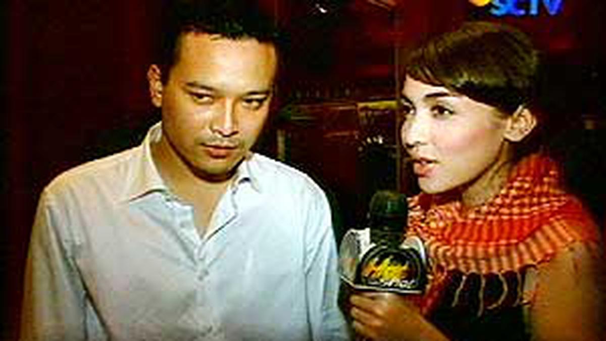 Rianti Cartwright-Banyu Biru Awet Berpacaran - ShowBiz Liputan6.com