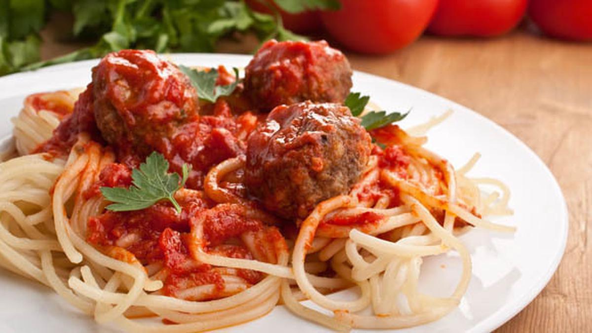 Yuk Cobain Resep Spaghetti Medok, Spaghetti Ala Indonesia - Lifestyle ...