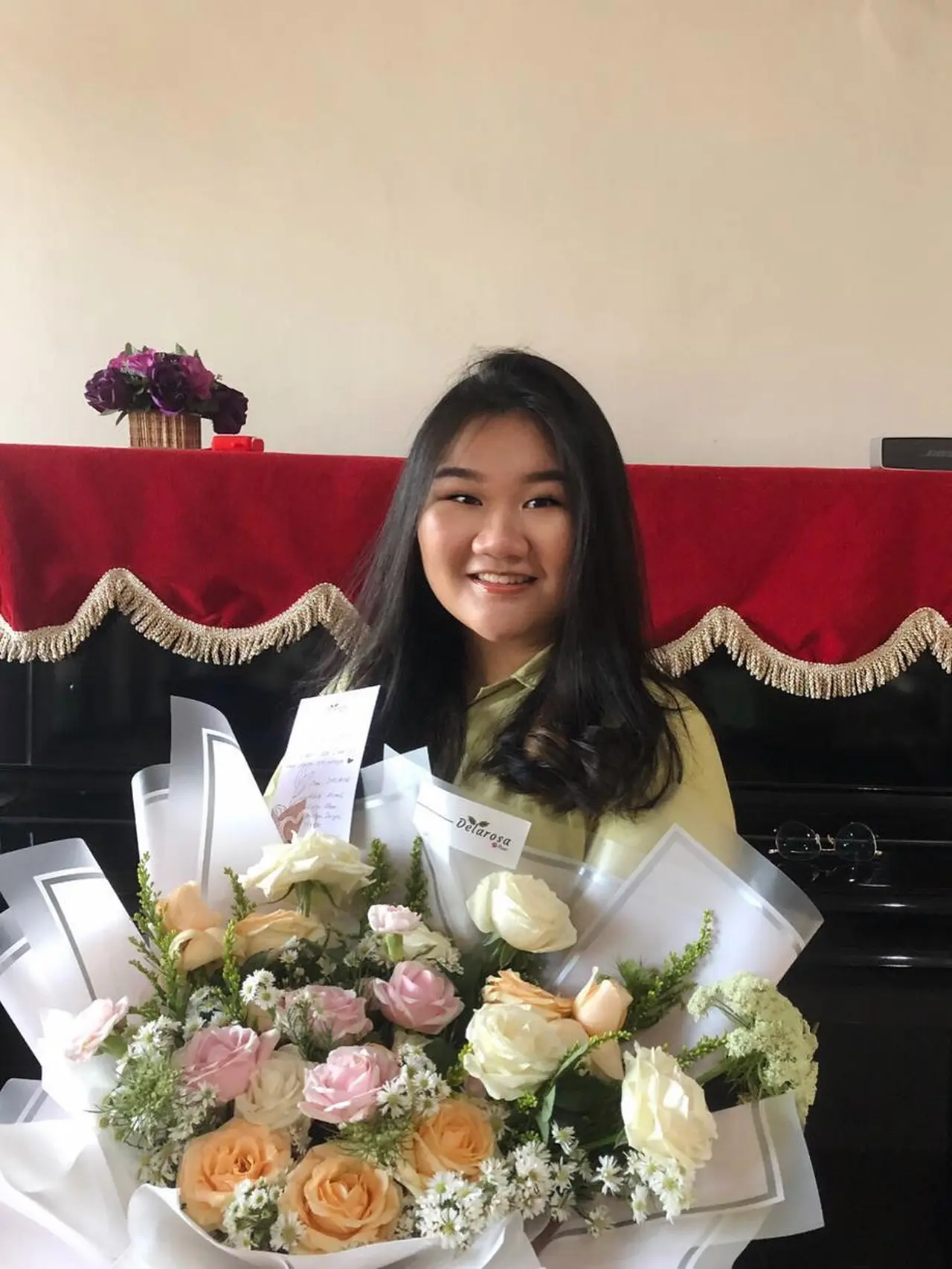 Influencer Elizabeth Christy Harsono Kolaborasi dengan Brand Ternama ...