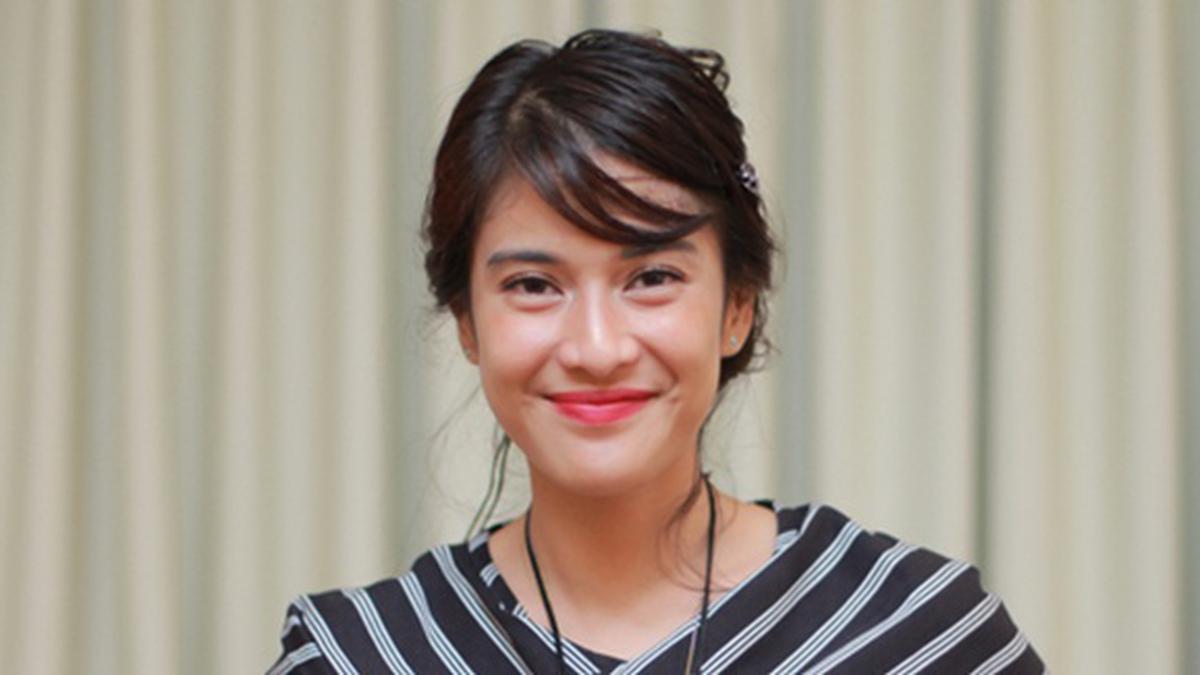 5 Artis Cantik Indonesia yang Memutuskan Jadi Mualaf - Lifestyle Fimela.com