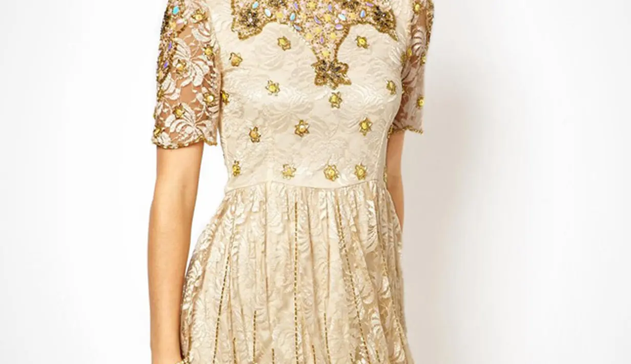 Tampil Sparkling Dengan Berbagai Koleksi Dress Emas Ini Yuk - Photo ...