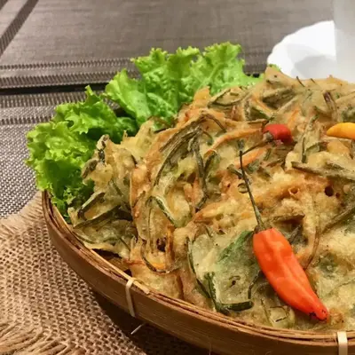 5 Resep Kue Tradisional Empuk yang Rendah Kolesterol - Food Fimela.com