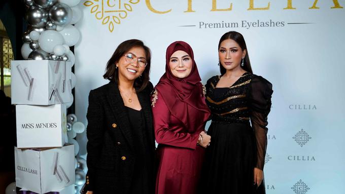 Tampilan Mata Menawan dengan Atribut Makeup Mata dari Cillia - Beauty ...