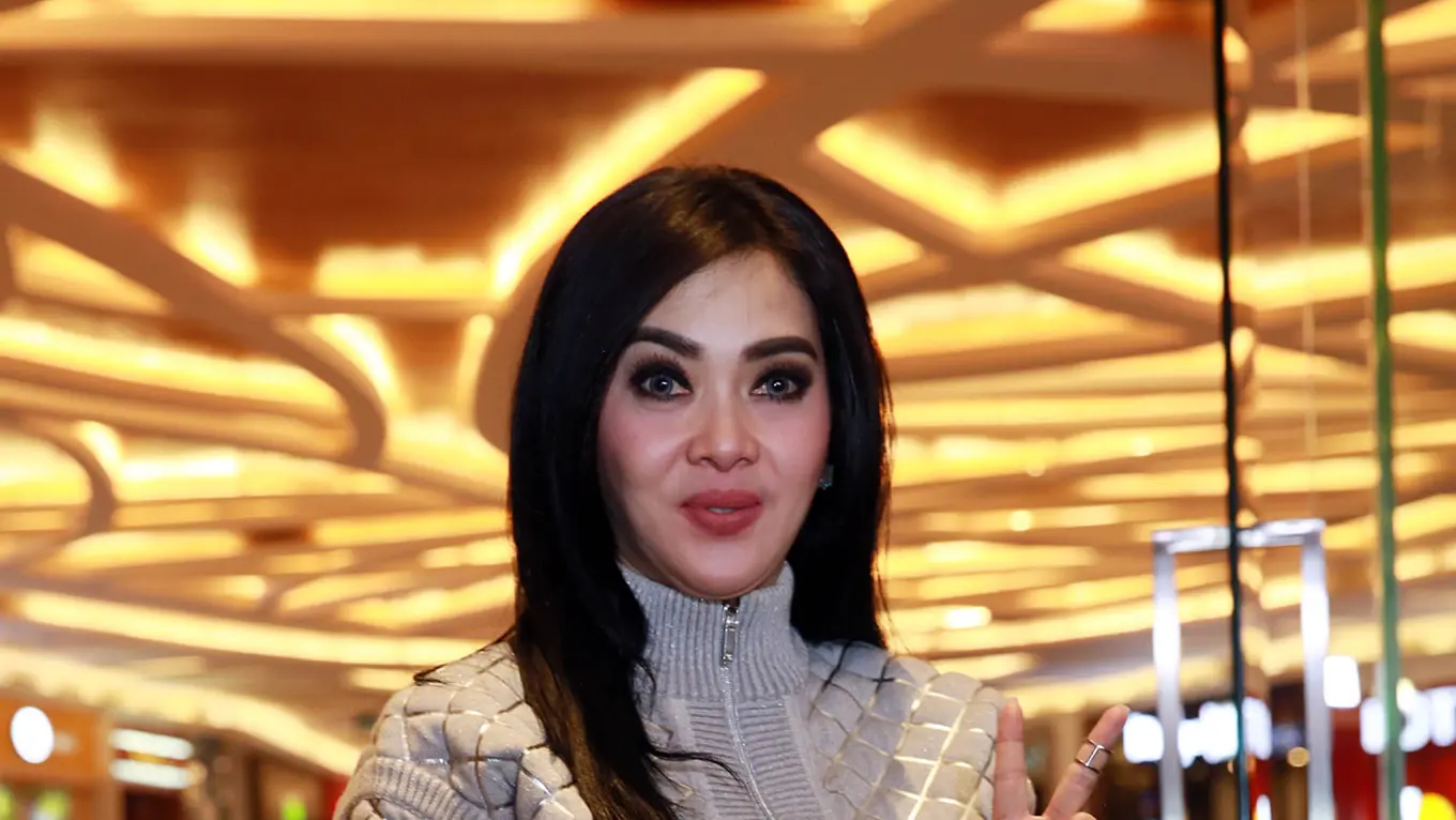 Tampil Cantik, Syahrini Dibilang Tidak Laku-Laku - Entertainment Fimela.com