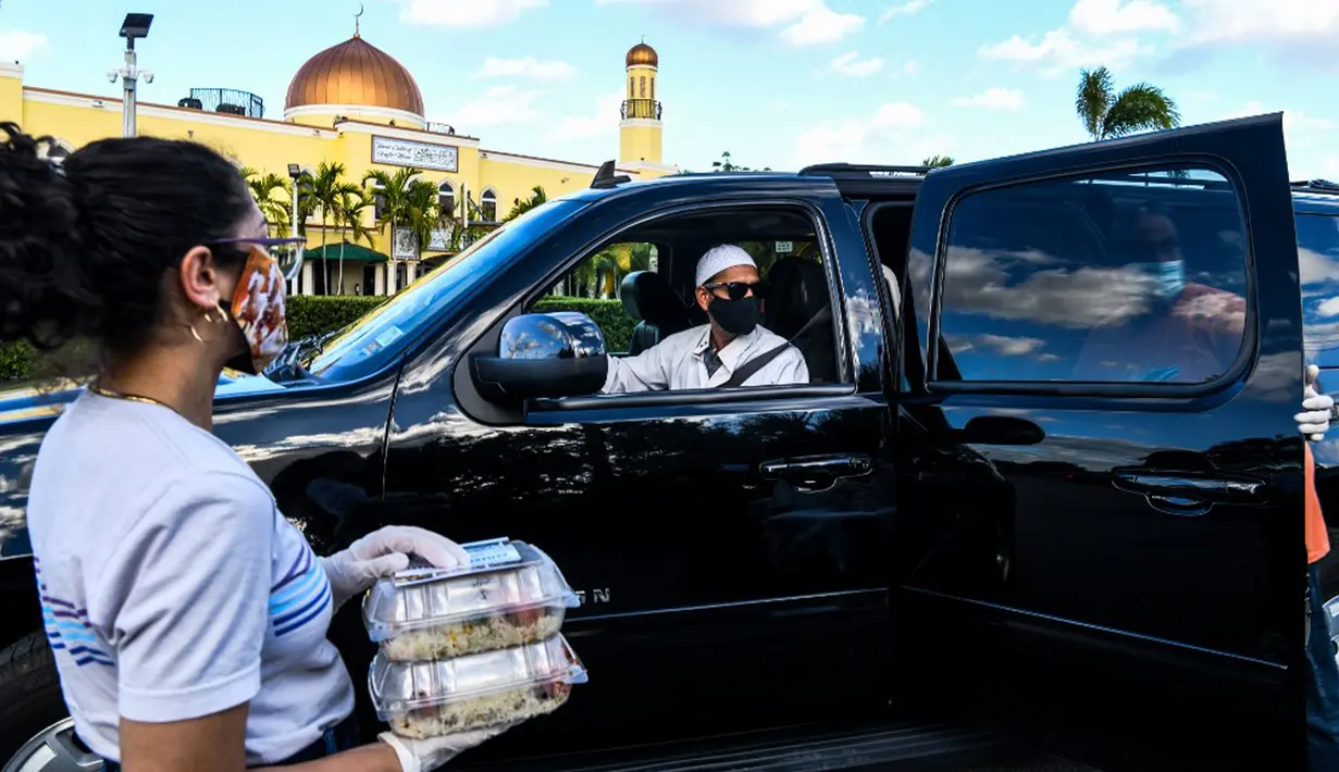 FOTO: Berbagi Makanan Buka Puasa Ramadhan Drive Thru di Miami - Foto ...