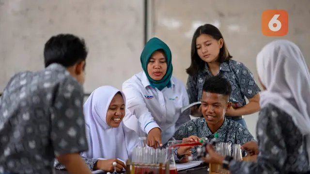 Hari Pendidikan Nasional, Grup MIND ID Dukung Merdeka Belajar - Regional Liputan6.com