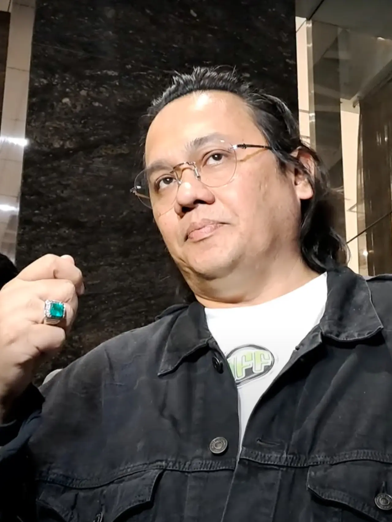 Farhat Abbas Resmi Laporkan Denny Sumargo Atas Dugaan Ujaran Kebencian ...