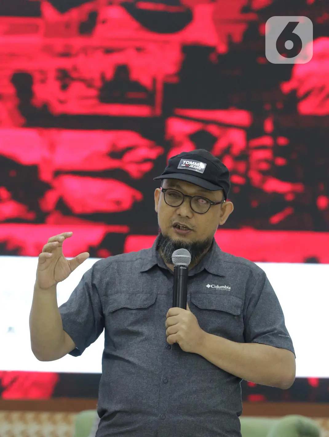 FOTO: Penampilan Novel Baswedan Saat Jadi Pembicara Pada Gathering Nasional Turuntangan - Foto ...