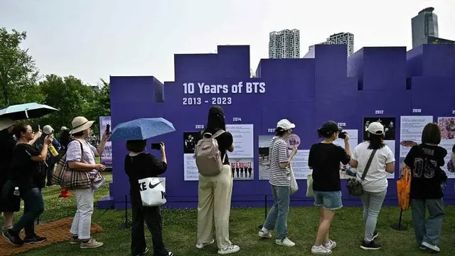 Rayakan Anniversary ke-10 BTS, 400 Ribu ARMY dari Seluruh Dunia Kumpul di Seoul - Global ...