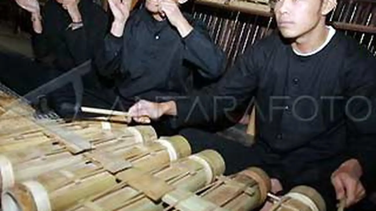 Sudahi Hujan dengan Tradisi Karinding - News Liputan6.com