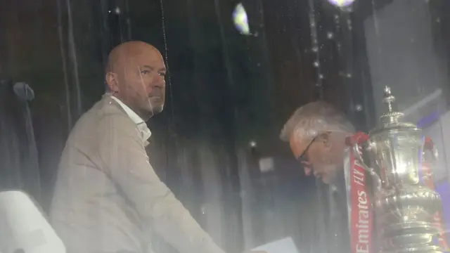 Alan Shearer Semprot Newcastle United soal Alexander Isak: Konyol ...