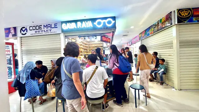 Ketagihan Belanja Kacamata di Pusat Perbelanjaan Senen Jaya 1 & 2 ...