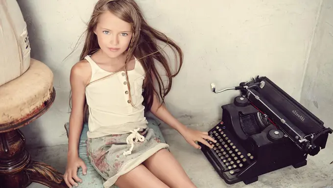 Kristina Pimenova Model Cilik Tercantik Sejagat Tuai Kontroversi
