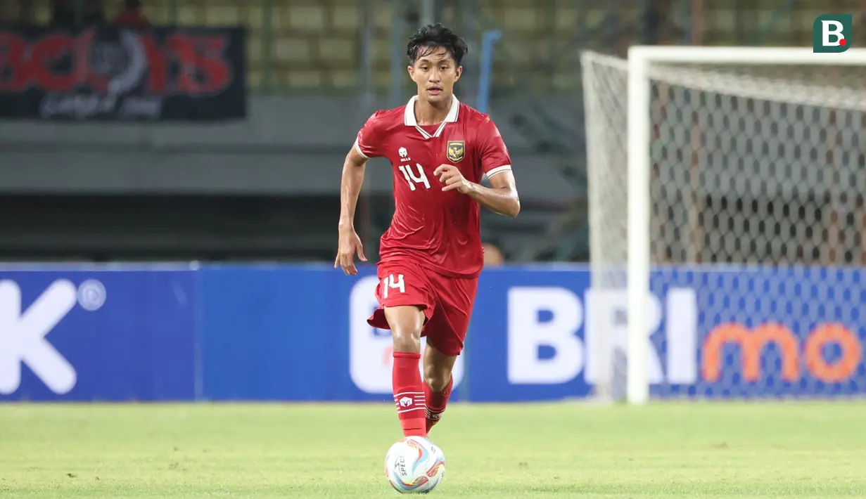 Foto: Duet Solid Iqbal Gwijangge - Sulthan Zaky Bersama Timnas ...
