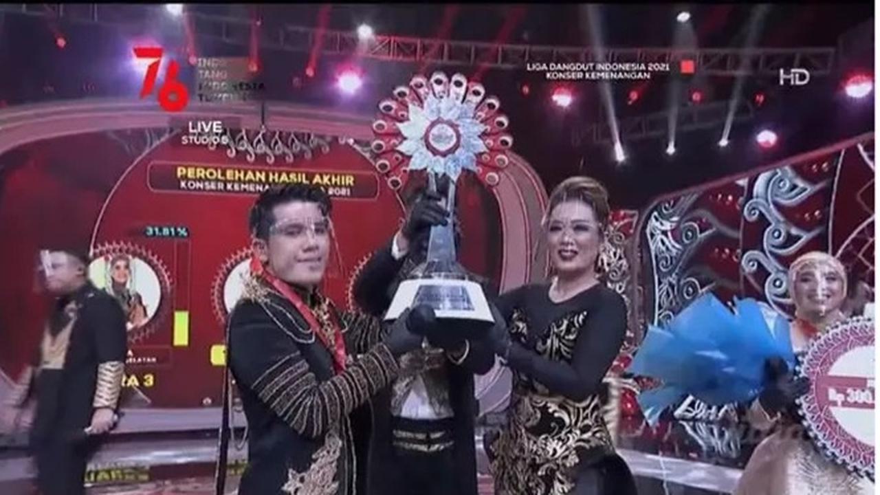 Jadi Juara LIDA 2021, Ini 6 Potret Iqhbal Rayakan Kemenangan di Atas ...
