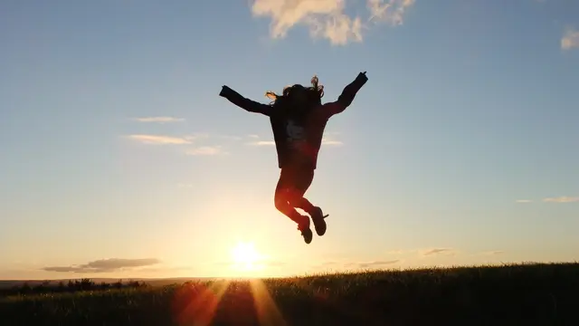 35 Kata-Kata Mutiara Bijak tentang Kebebasan, Bisa Jadi Bahan ...