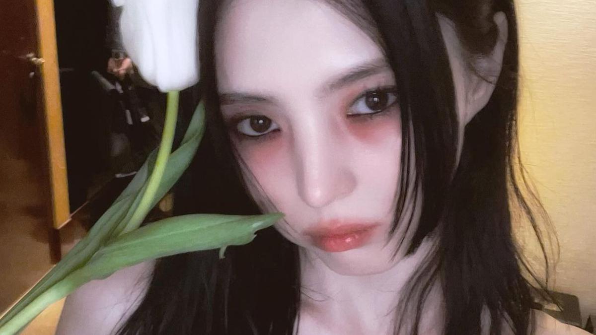6 Potret Han So Hee Kembali Viral dengan Tampilan Sleepy Look saat Hadiri Boucheron Iconic Night ...