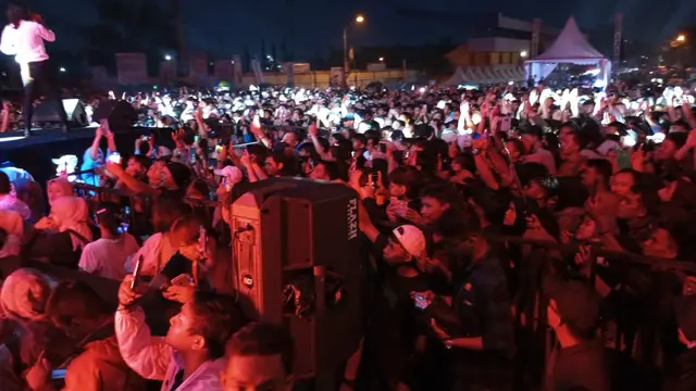 Konser Spektakuler Dewa 19 di Purwokerto, Prabu Banyumas: Prabowo ...