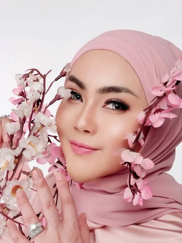 Ade Fitrie Kirana Siapkan Kejutan Special Bertajuk Full Of Love, Beri ...