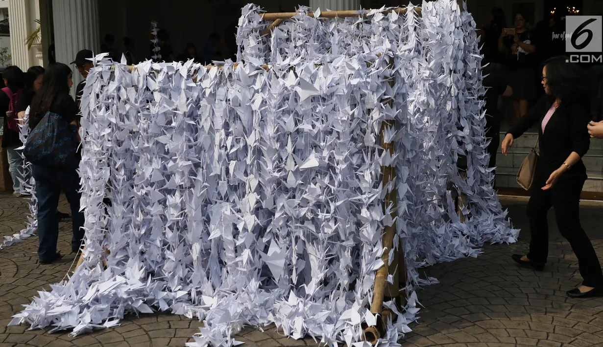 Balai Kota DKI Diserbu Ribuan Origami - Foto Liputan6.com