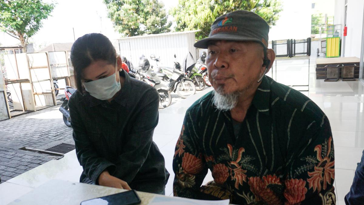 Perempuan Solo Korban Pinjaman Online Dilecehkan dengan Poster 'Siap ...