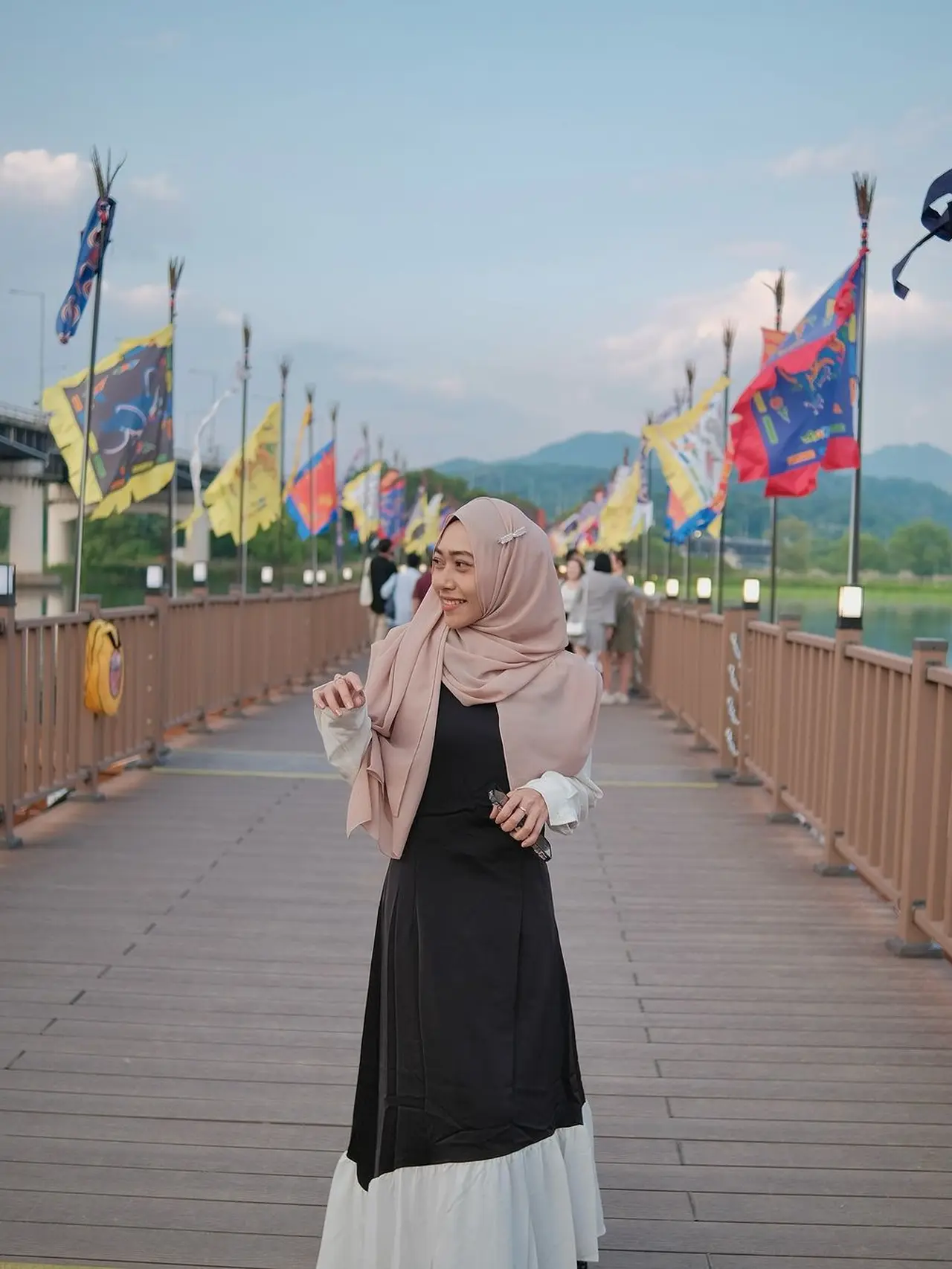 Selebgram Titha Monika Makin Populer, Terkenal Berkat Konten Edukatif ...