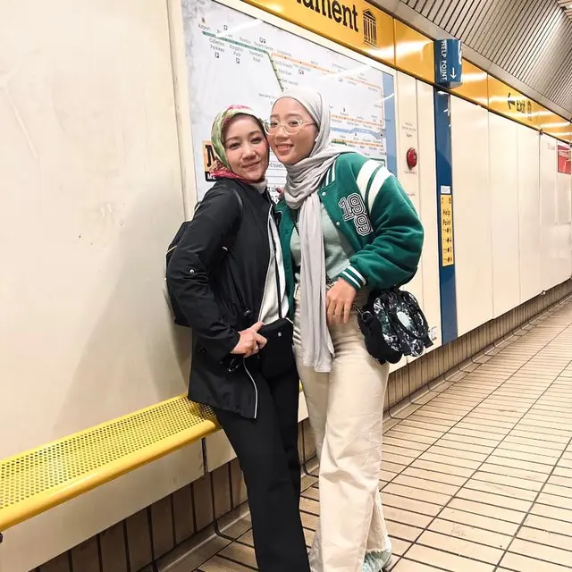 Atalia Praratya Istri Ridwan Kamil Beri Respons Usai Sang Putri Putuskan Lepas Hijab: Mohon ...