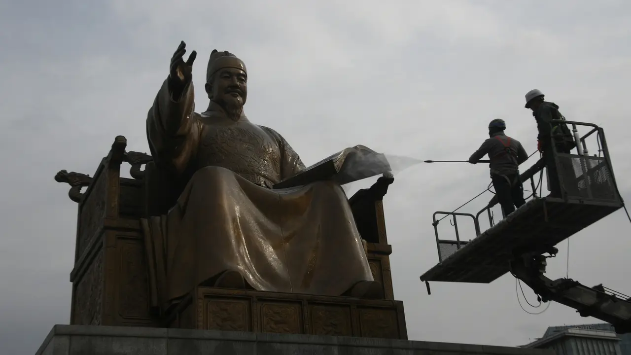 Mengenal Huruf Hangeul, Alfabet Asli Korea dari Dinasti Joseon - Global ...