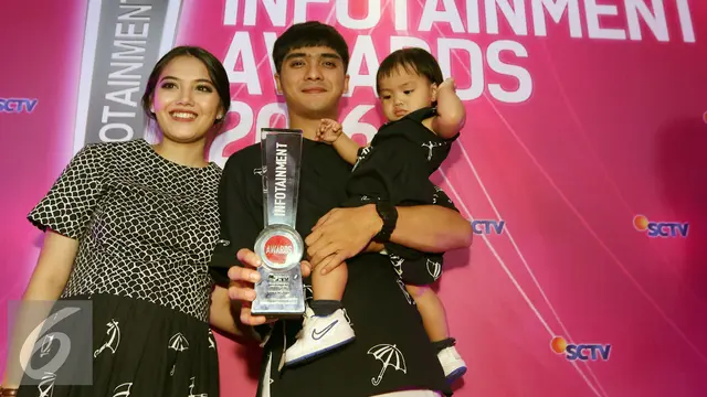 Begini Alasan Istri Ricky Harun Tak Berpuasa Tahun Ini - Islami ...