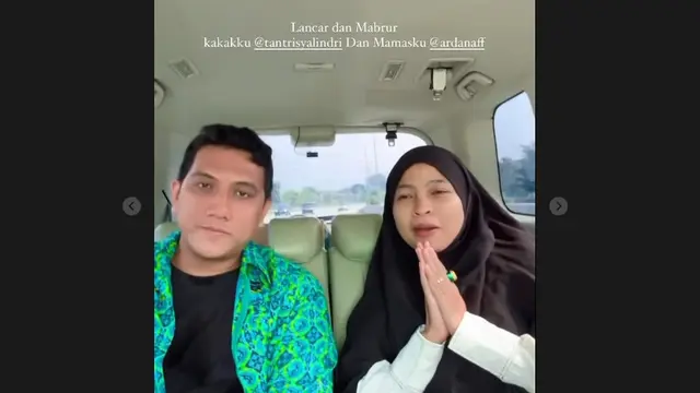 4 Momen Tantri Kotak dan Arda Naff Berangkat Haji: Kami Memenuhi Panggilanmu Ya Allah - ShowBiz ...